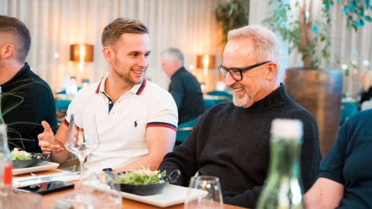 Neujahrsvorsätze endlich durchsetzen - Fitnesscoach verrät, wie man ...