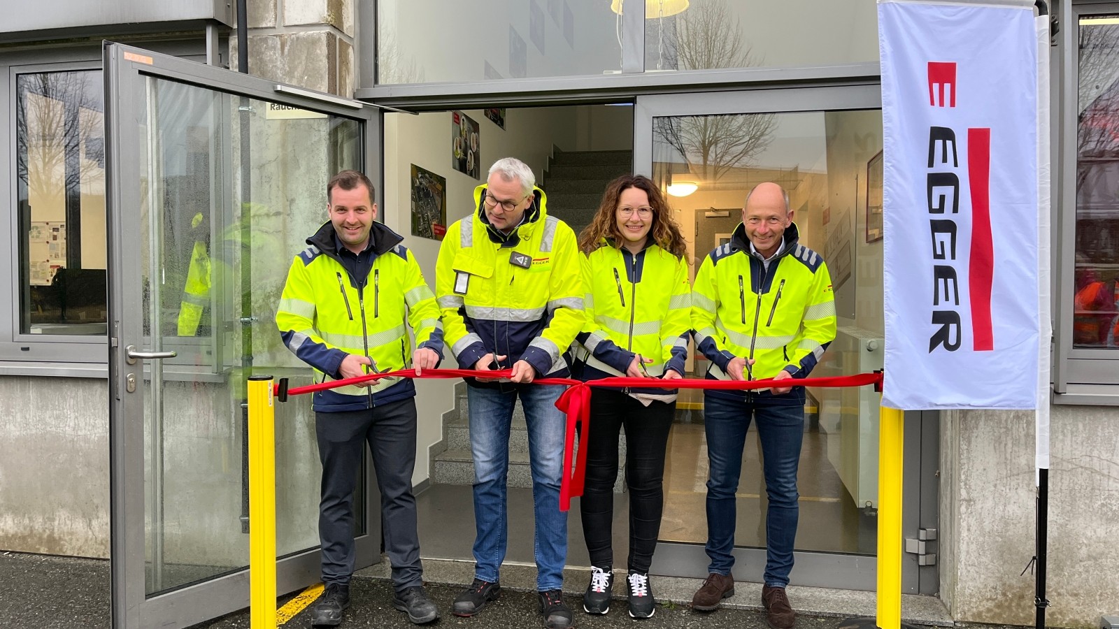 Egger eröffnet in Brilon neue Ausbildungswerkstatt