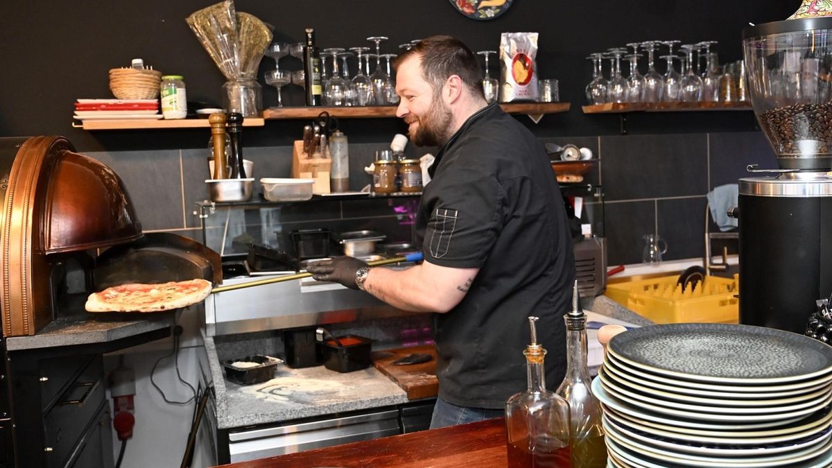 Braunschweig: Simon Salamone serviert im Il Sicilano neapolitanische Pizza