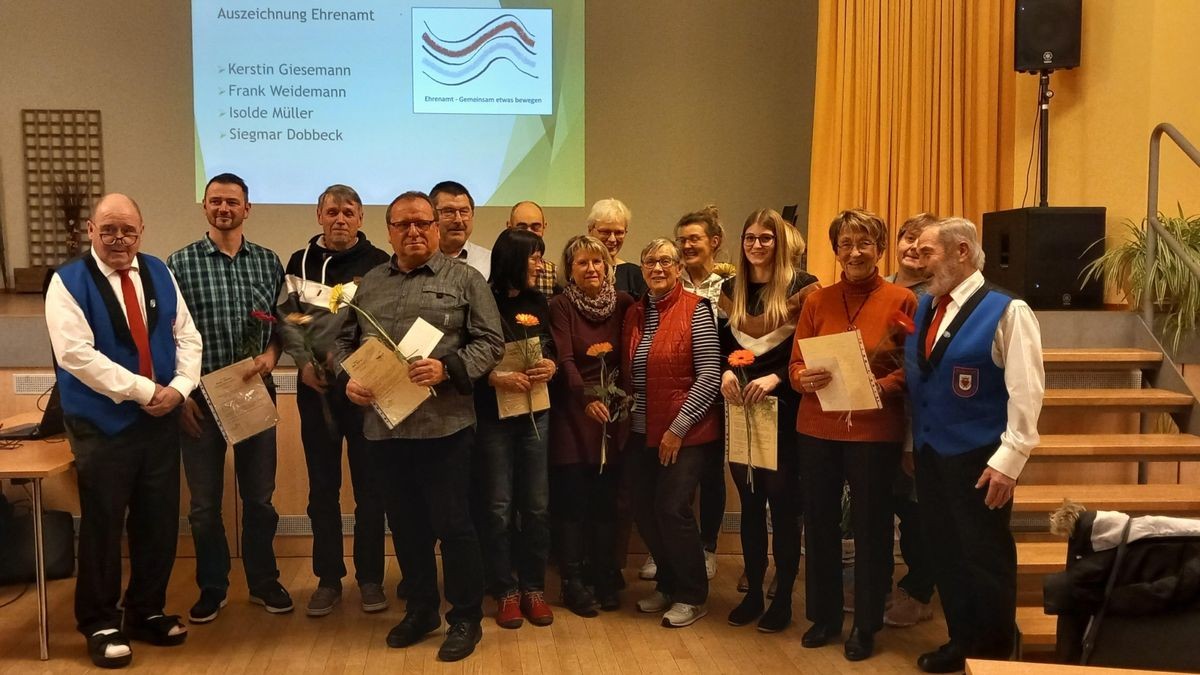 Harth-Pöllnitz ehrt verdienstvolle Bürger