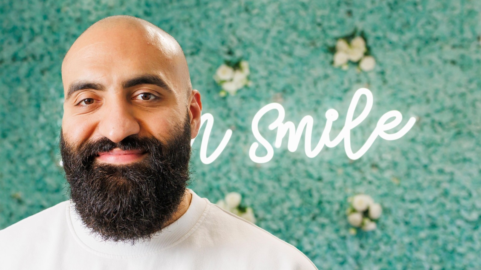 Tiktok: Rashid Hamid überrascht mit Pflege-Videos – was ist sein ...