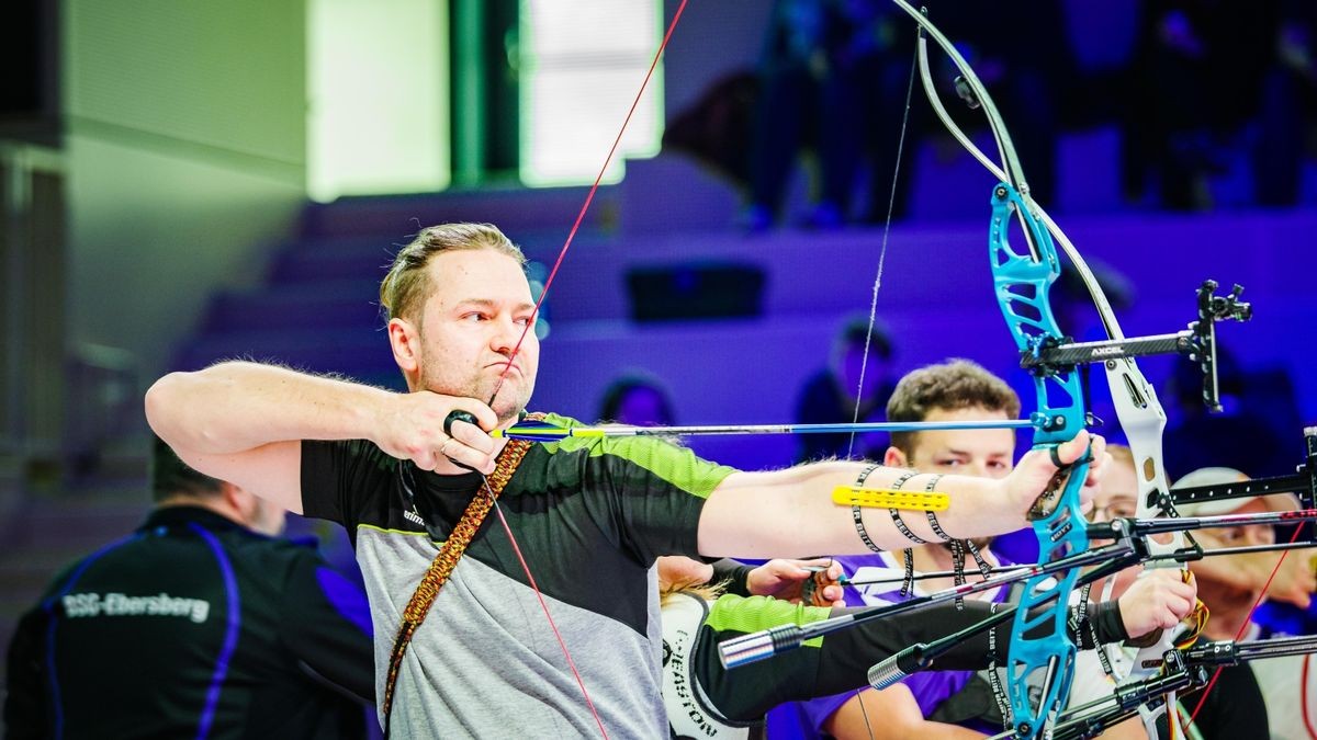 Der Ritterschlag für Bogenschütze Alexander Thiele