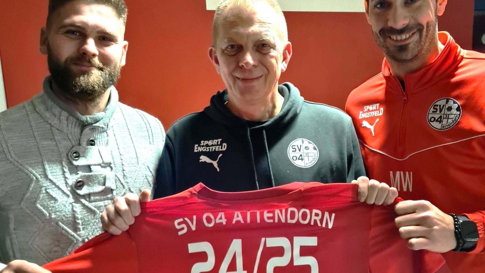 Mike Wacker bleibt Trainer beim SV 04 Attendorn II