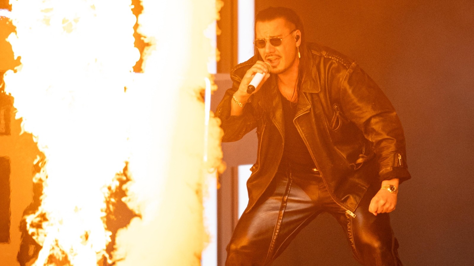 Apache 207: Konzert in Barclays Arena Hamburg – Tickets, Anfahrt und ...