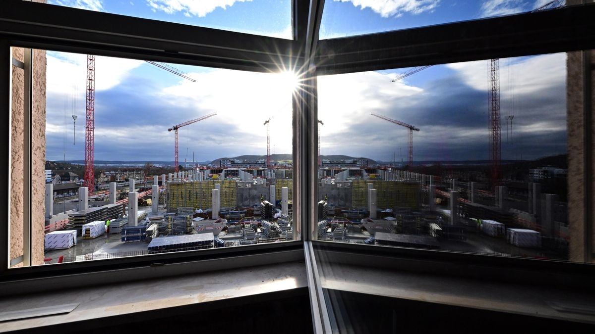 Carl Zeiss wächst stark in Jena: Welche Folgen das für den Zukunftsbau ...