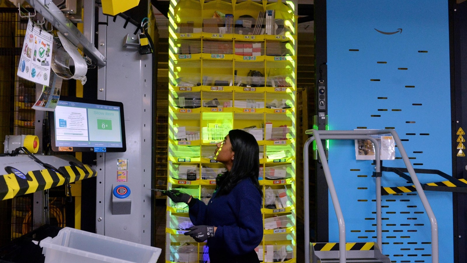 Besondere Einblicke in riesiges Logistikzentrum: Leser-Gewinnspiel mit ...