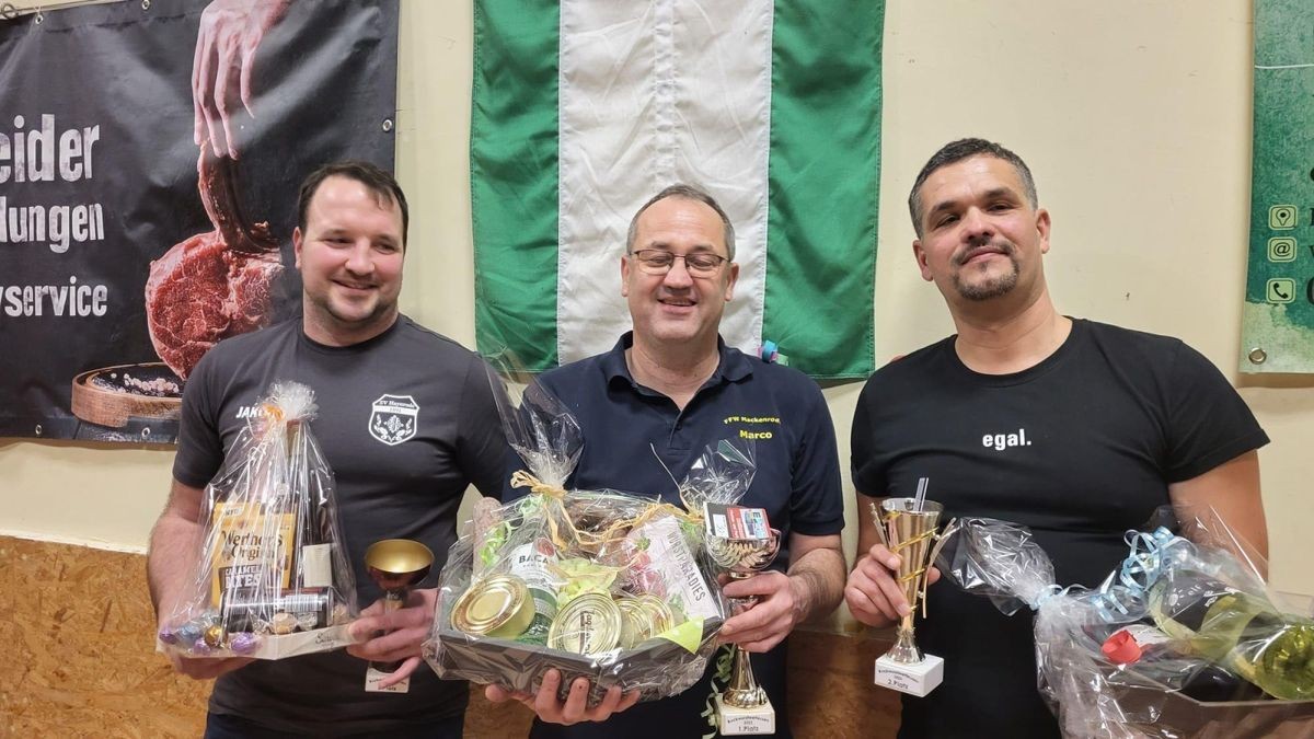 Neuer Rekord beim Eichsfelder Bockwurstwettessen – Teilnehmer kommen ...