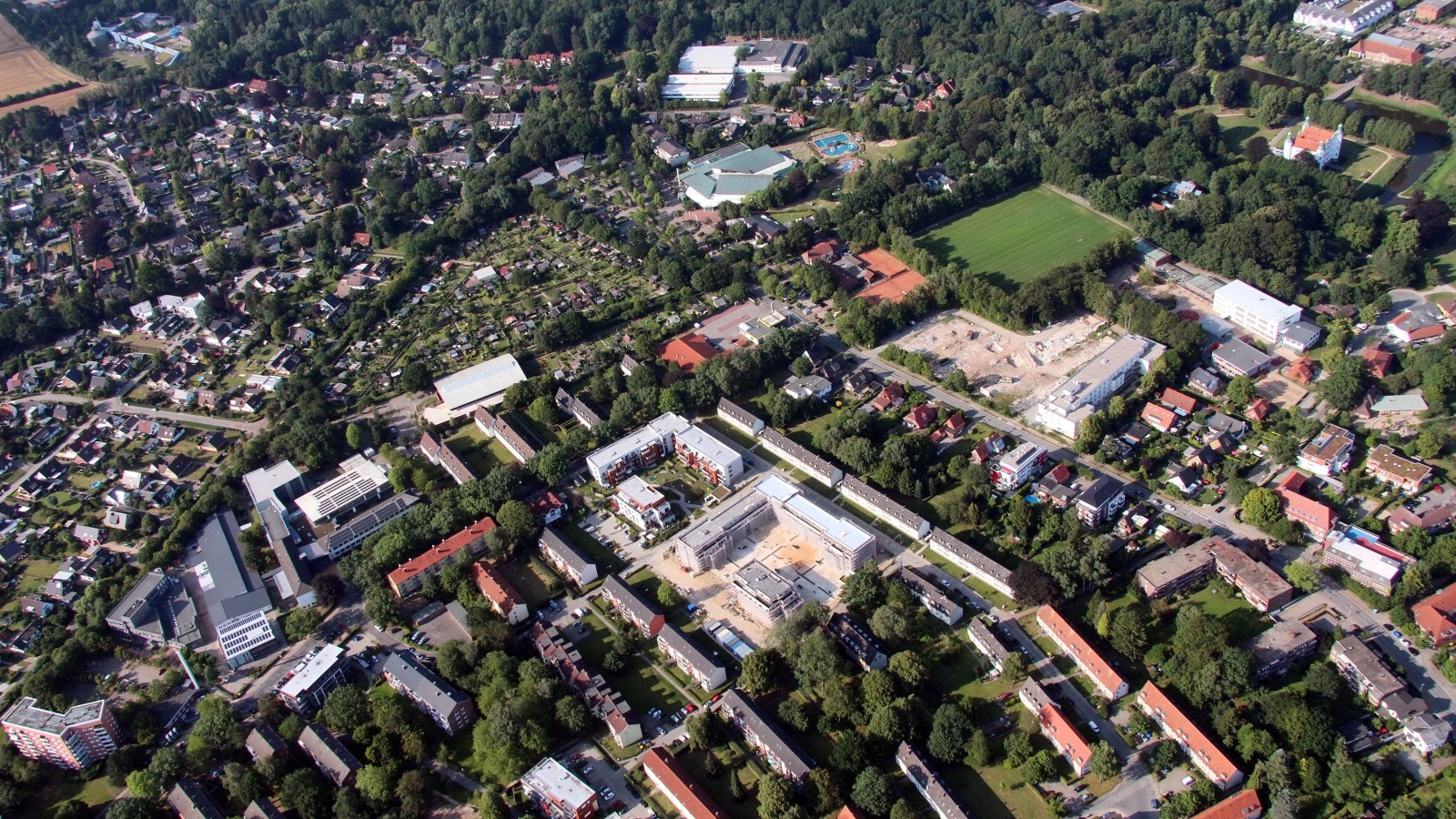 Fernwärme Ahrensburg: Stadtwerke bauen Netz im Reeshoop-Viertel