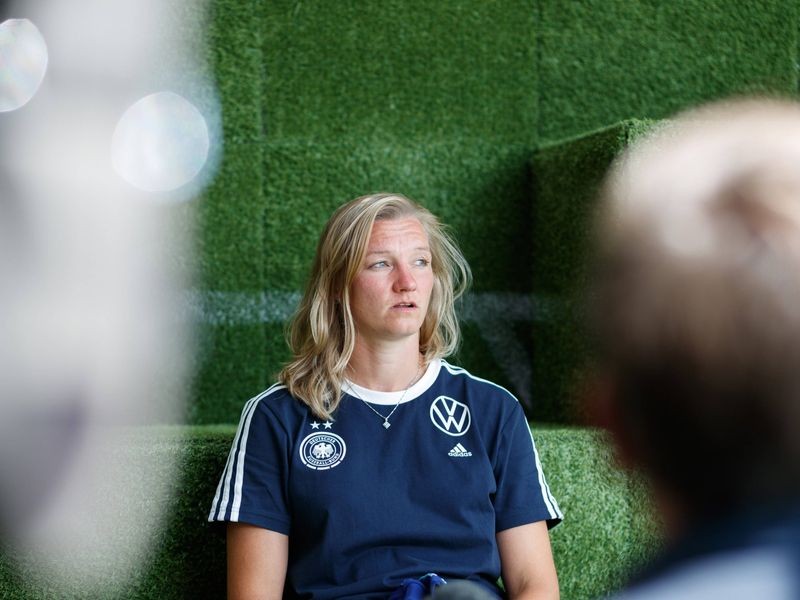 Alex Popp: Ich konnte mich selbst nicht mehr reden hören