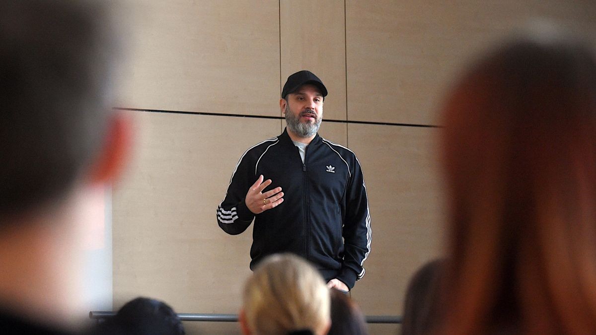 Ben Salomo an Erfurter Schule: Jüdischer Rapper kämpft gegen Vorurteile