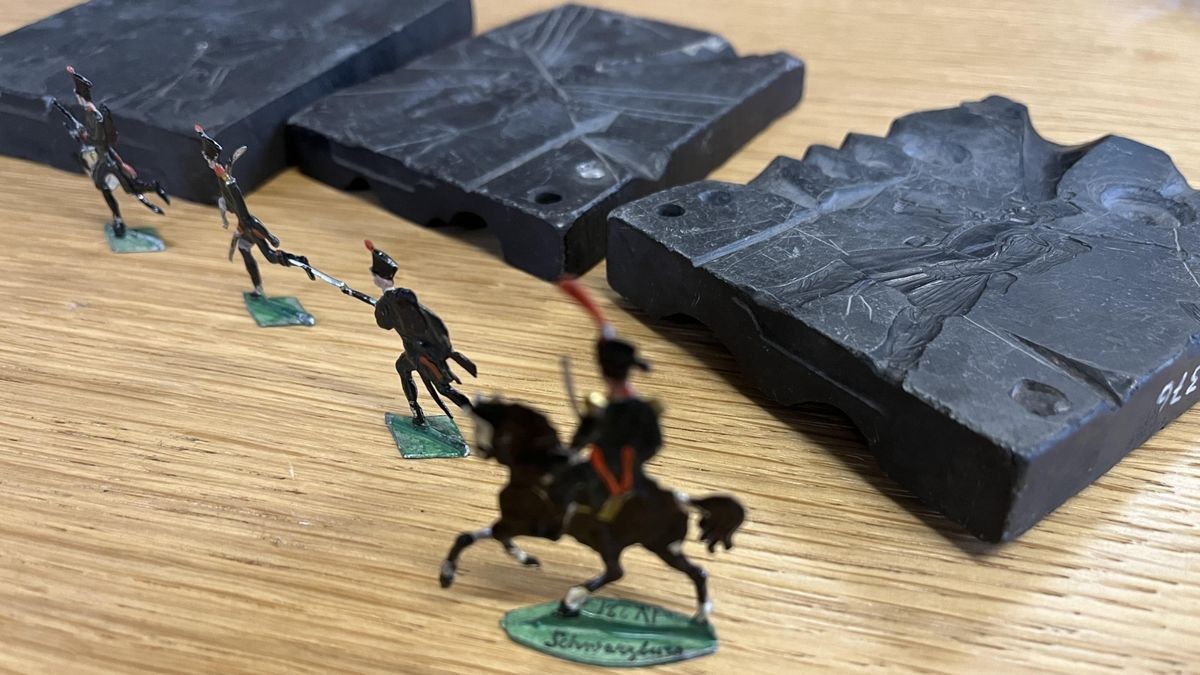 Collagen aus Süßigkeiten, Geschichte in Zinnfiguren: Museen präsentieren auf der Heidecksburg ...