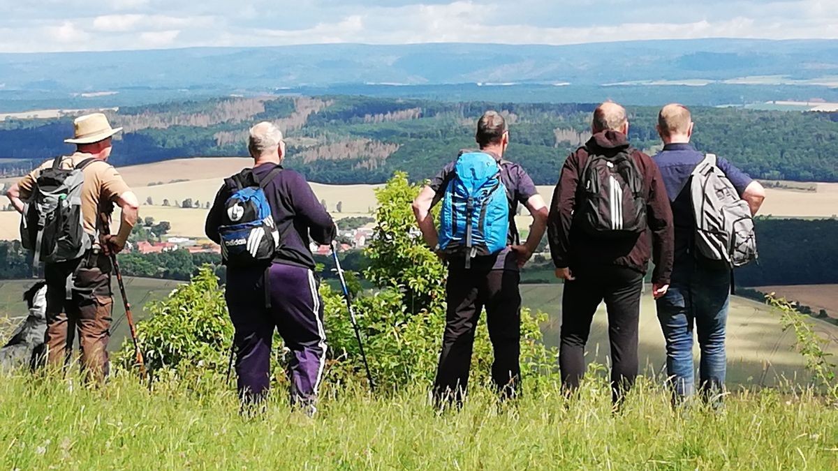 Wanderung, Liederabend und geschlossene Verwaltung im Kyffhäuserkreis