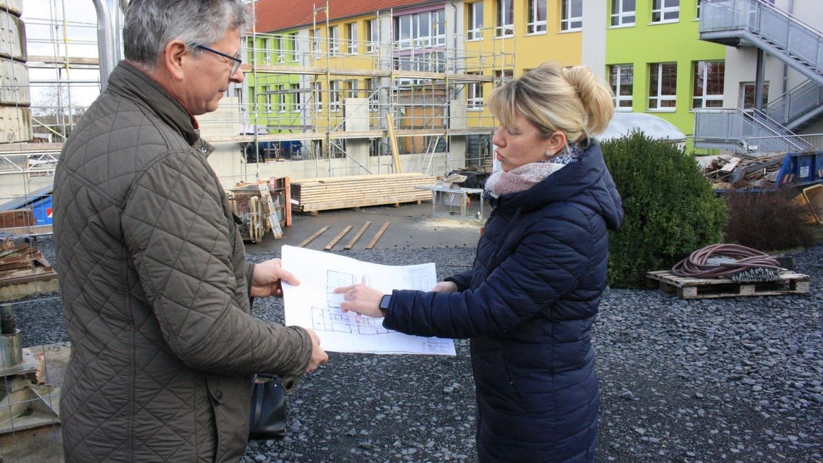 Aus Fertigbetonteilen werden Klassenzimmer