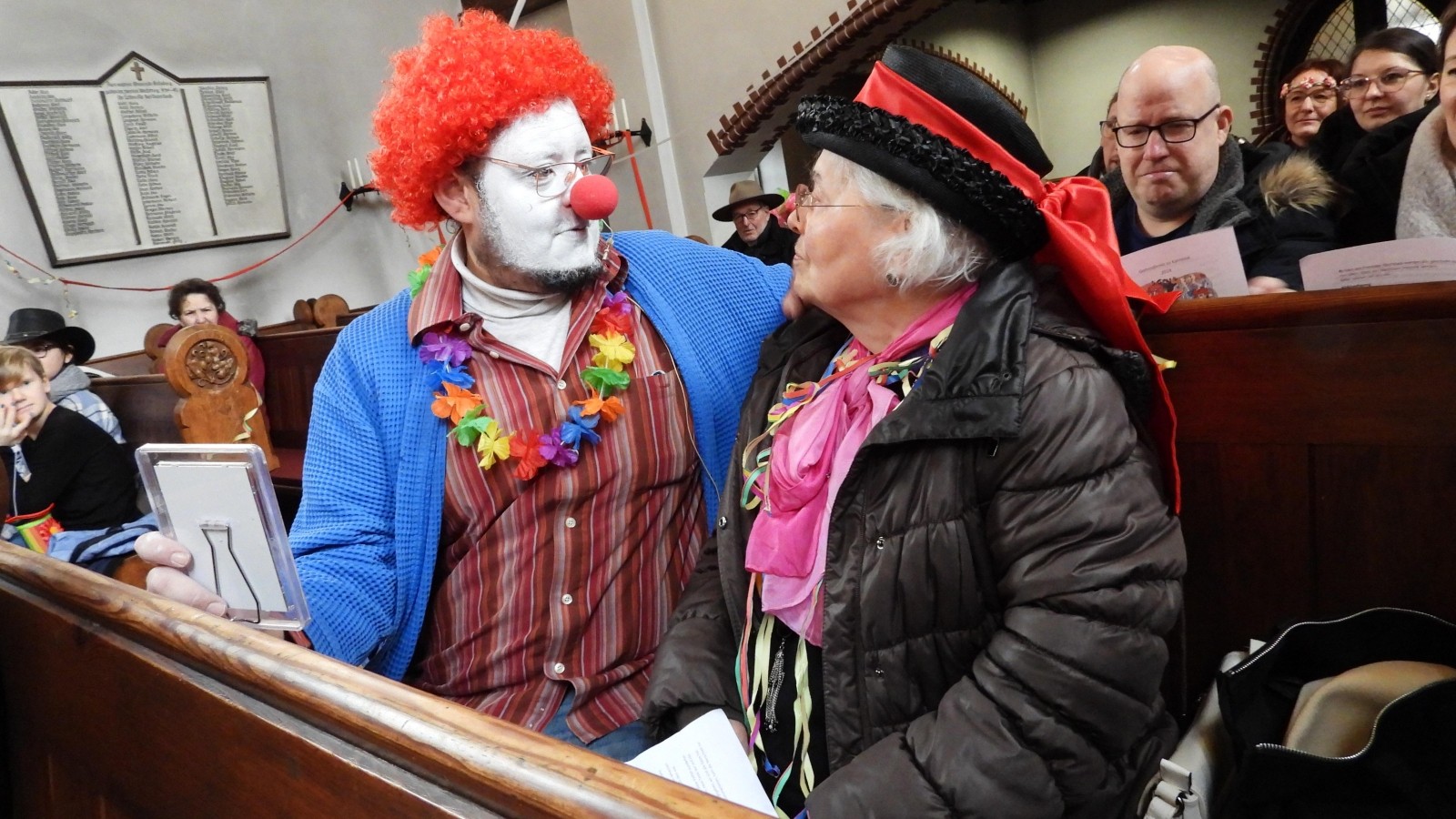 Wenn der Pastor in Ölsburg zum Clown wird