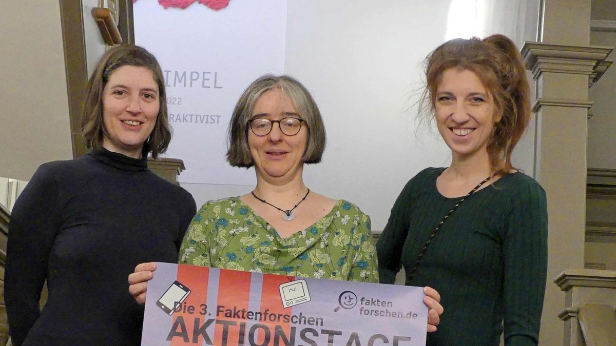 Fakes und Fakten unterscheiden: Experten geben in Erfurt Tipps