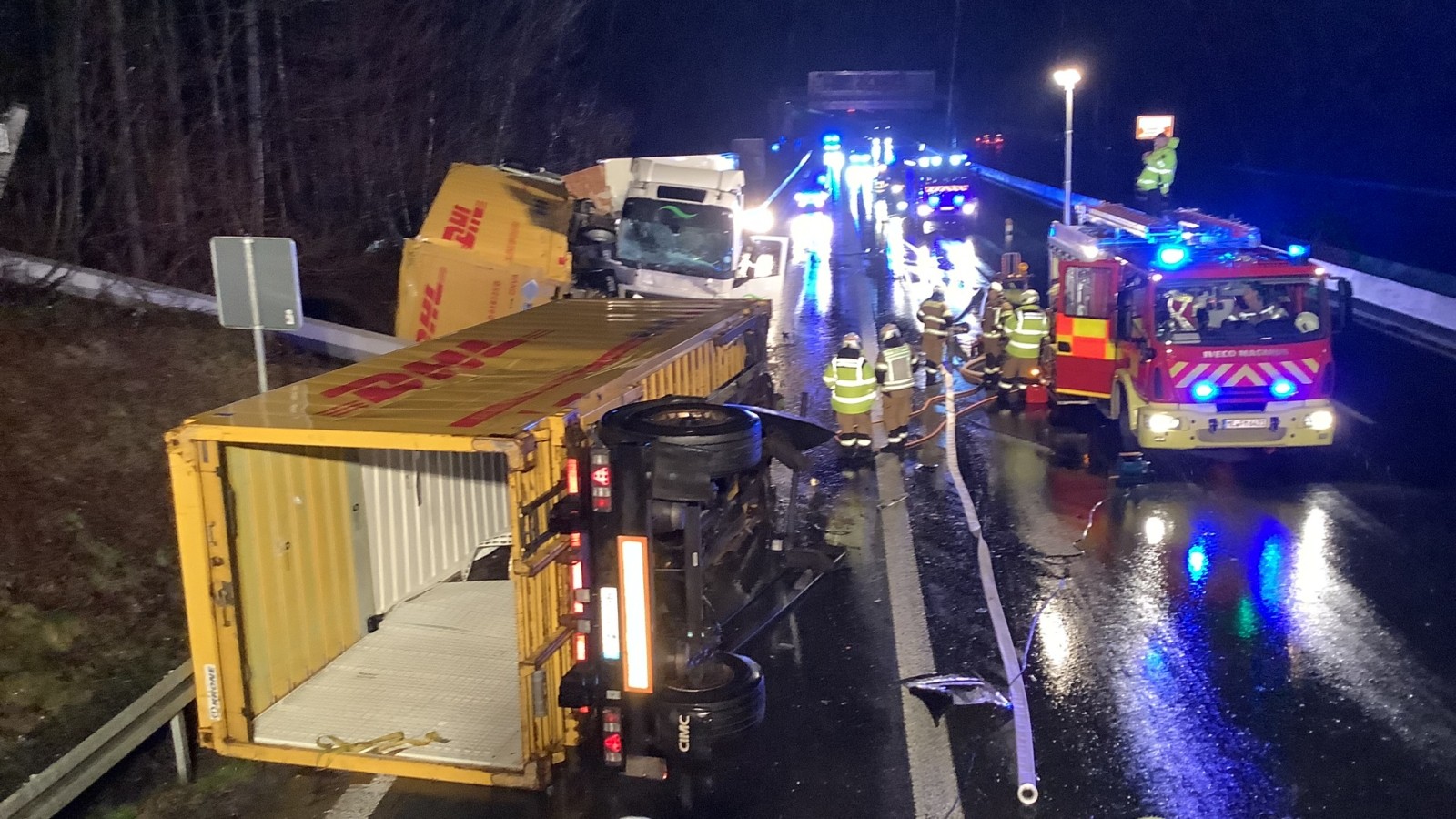 Schwerer Lkw-Unfall auf der A3: Stundenlange Bergung