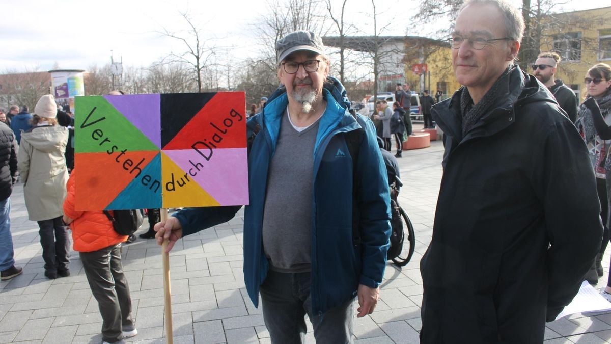 1400 Menschen setzen in Gotha ein starkes Zeichen gegen Rechtsextremismus und Faschismus