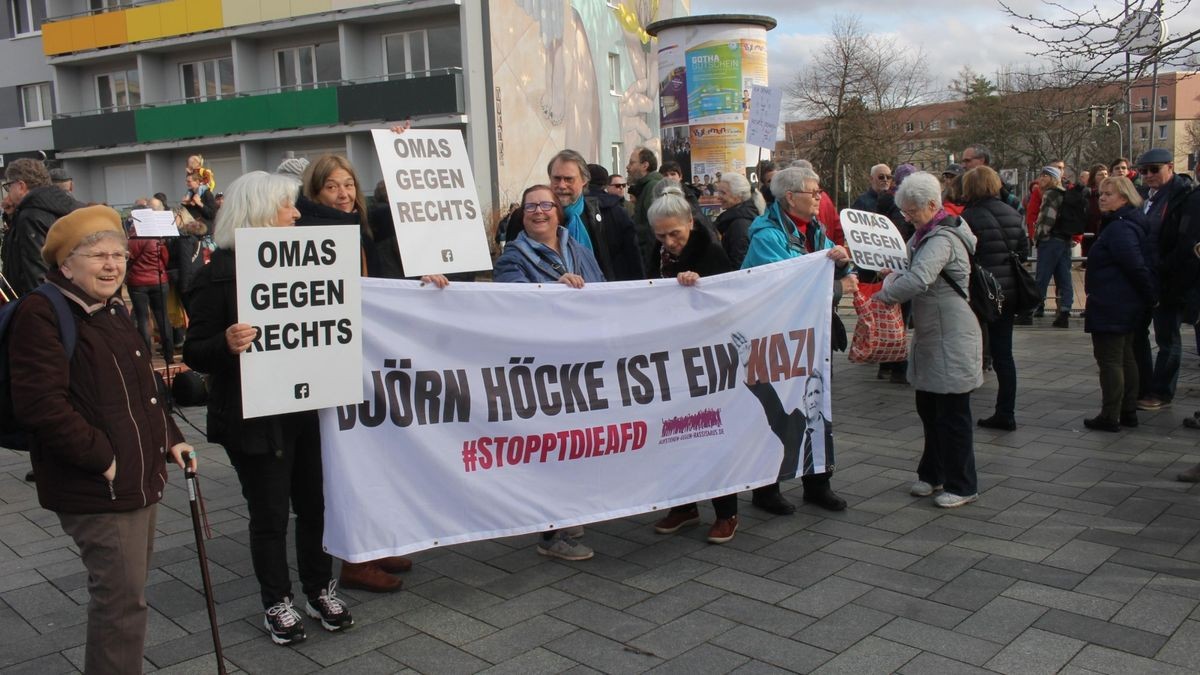 1400 Menschen setzen in Gotha ein starkes Zeichen gegen Rechtsextremismus und Faschismus