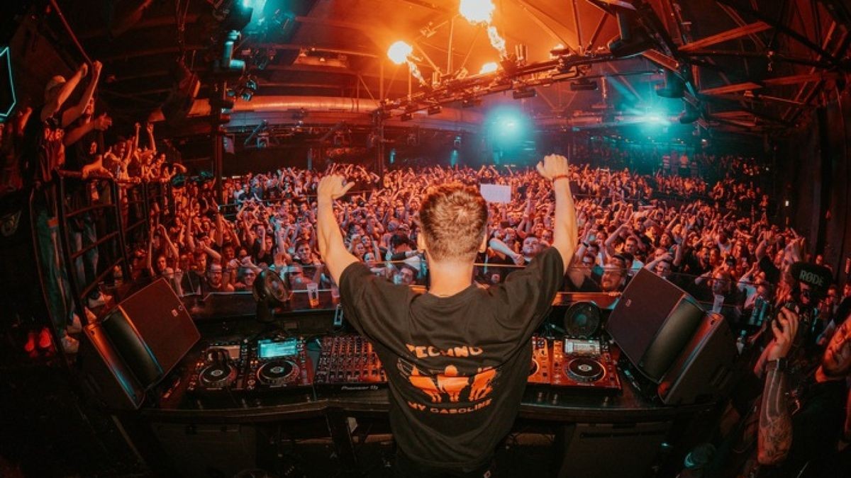 Bootshaus in Köln Deutz bekommt neue Musikanlage / L-Acoustics leitet ...