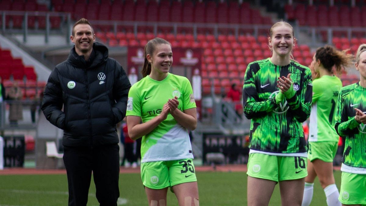 Debütantin Brinkmann: Eigentlich sollte sie zu Hause bleiben