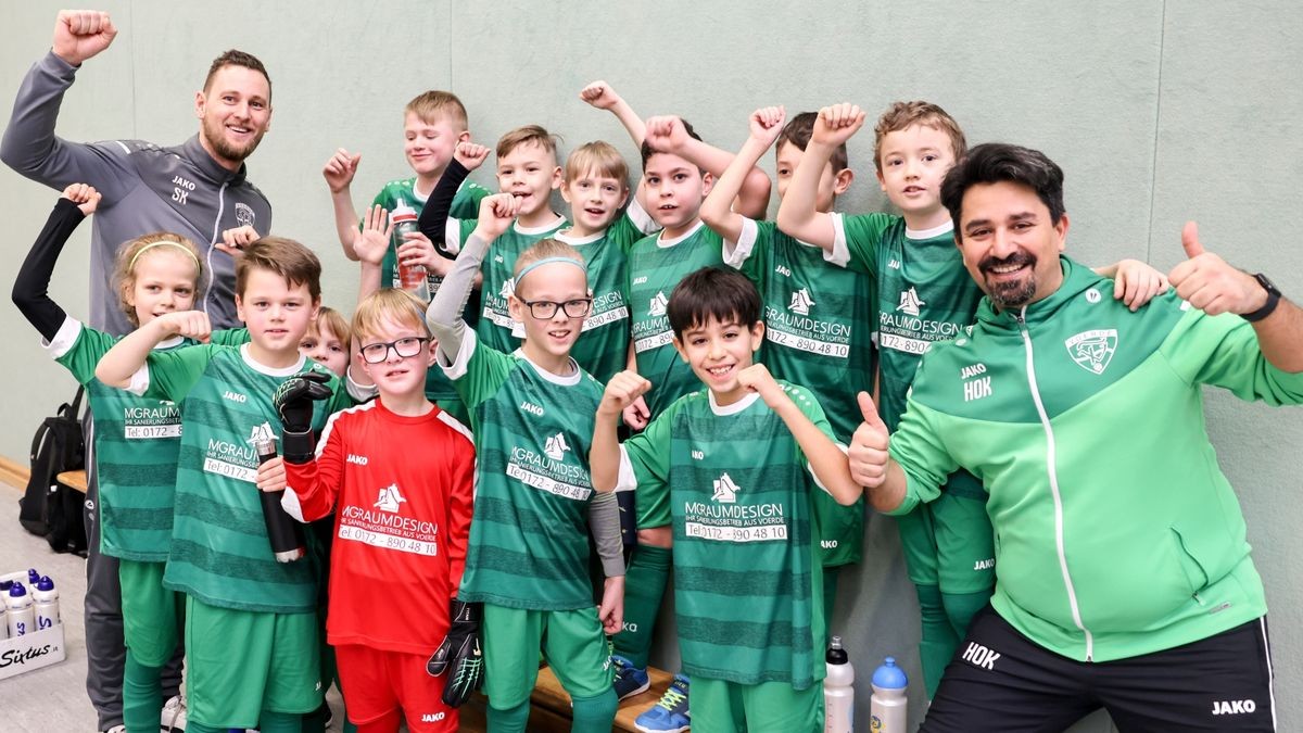 1. FC Köln spielte beim Turnier in Voerde mit Modeste im Tor