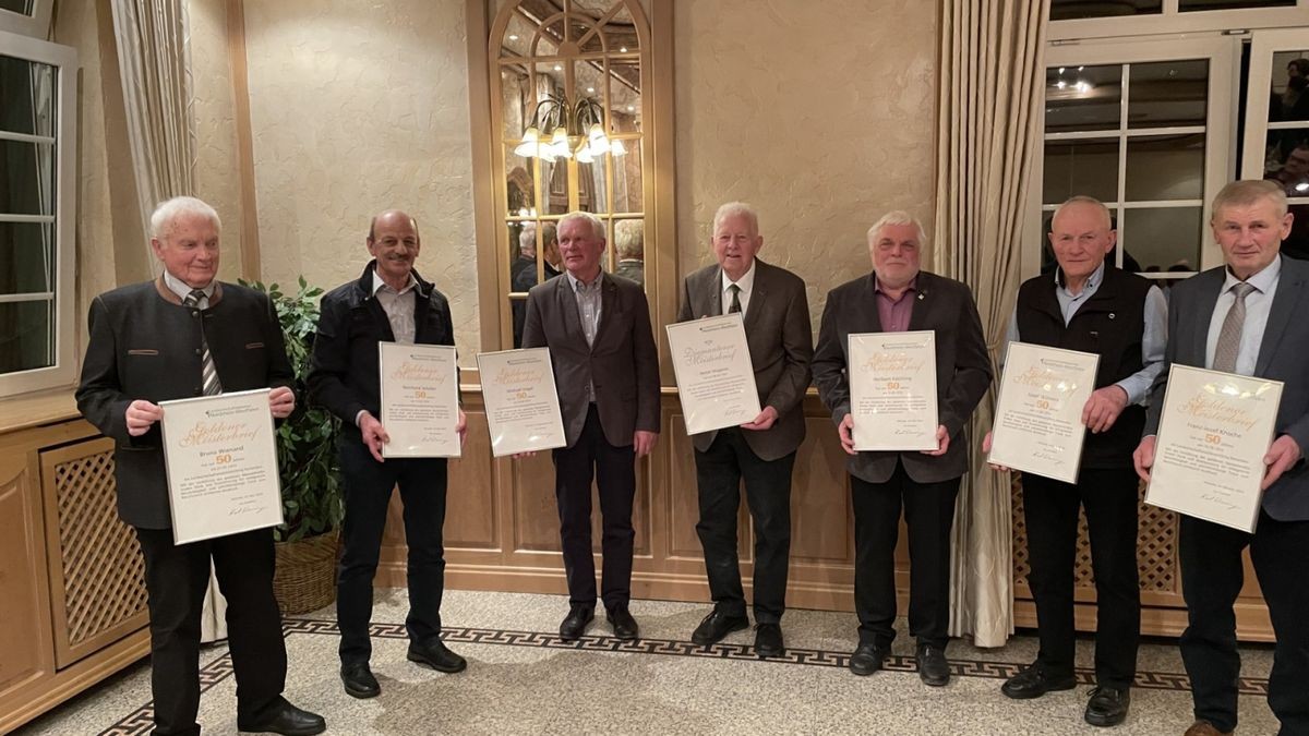 Ehrungen für Michael Vogel und Landwirte