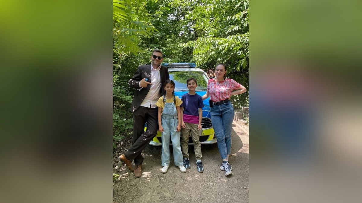 „Sah aus wie Blut“: Timur (11) erlebt spannenden Filmdreh