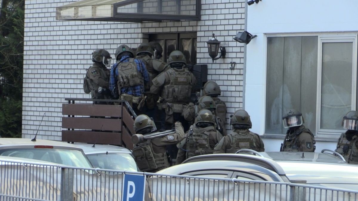 Palettenweise Drogen: SEK-Einsatz im Dortmunder Norden