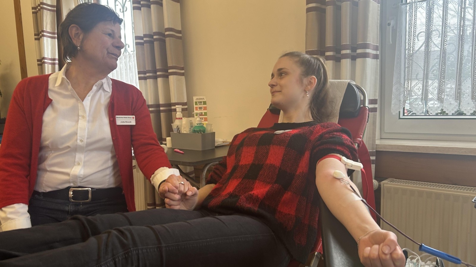 Selbstversuch: Wolfsburgerin spendet zum ersten Mal Blut