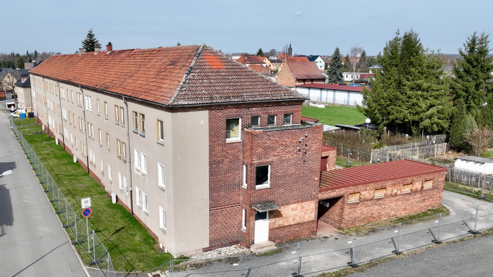 Bald neues Wohnen im Hermsdorfer Schoder-Bau