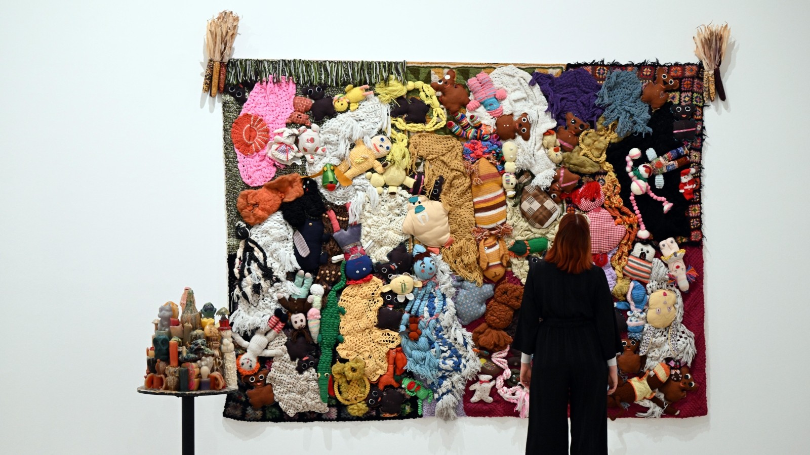 Mike Kelly Superstar in der Düsseldorfer Kunstsammlung NRW