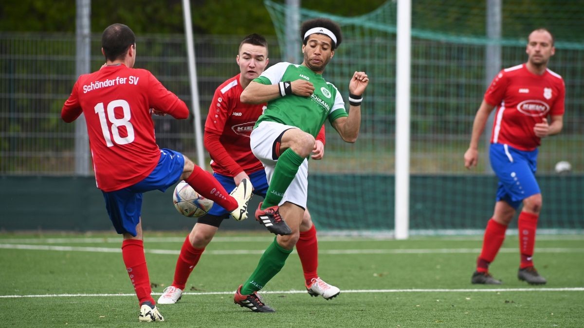 Mutige Schöndorfer verlangen dem Spitzenreiter alles ab