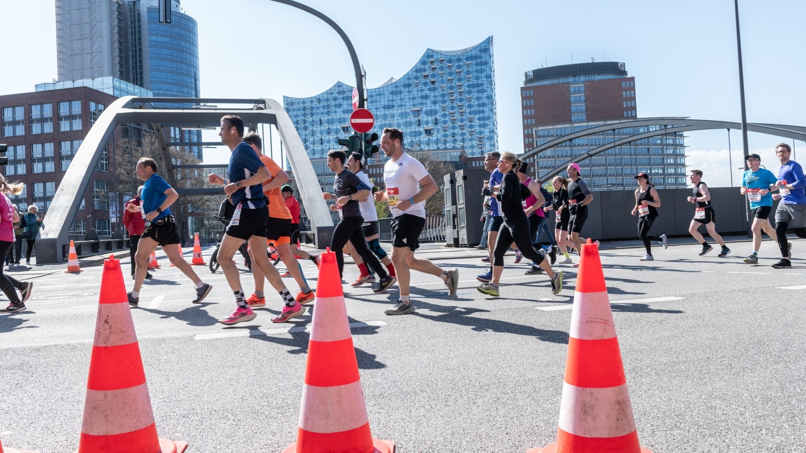 Hamburg Marathon 2024: Alle Straßensperrungen am 28. April – Strecken ...
