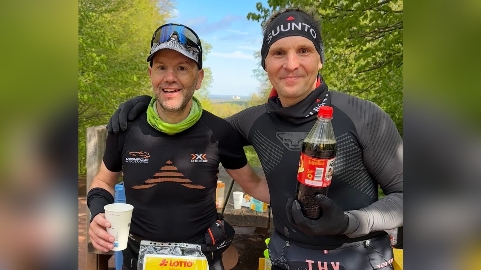 Der einheimische Läufer Schmidt teilt Sieg mit dem Südtiroler Carli