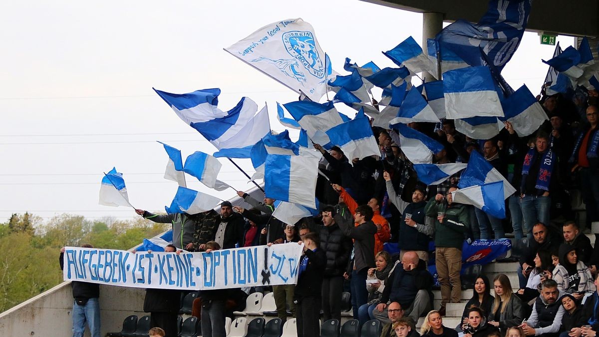 SSVg Velbert: Sportlich abgestiegen – trotzdem wird gehofft