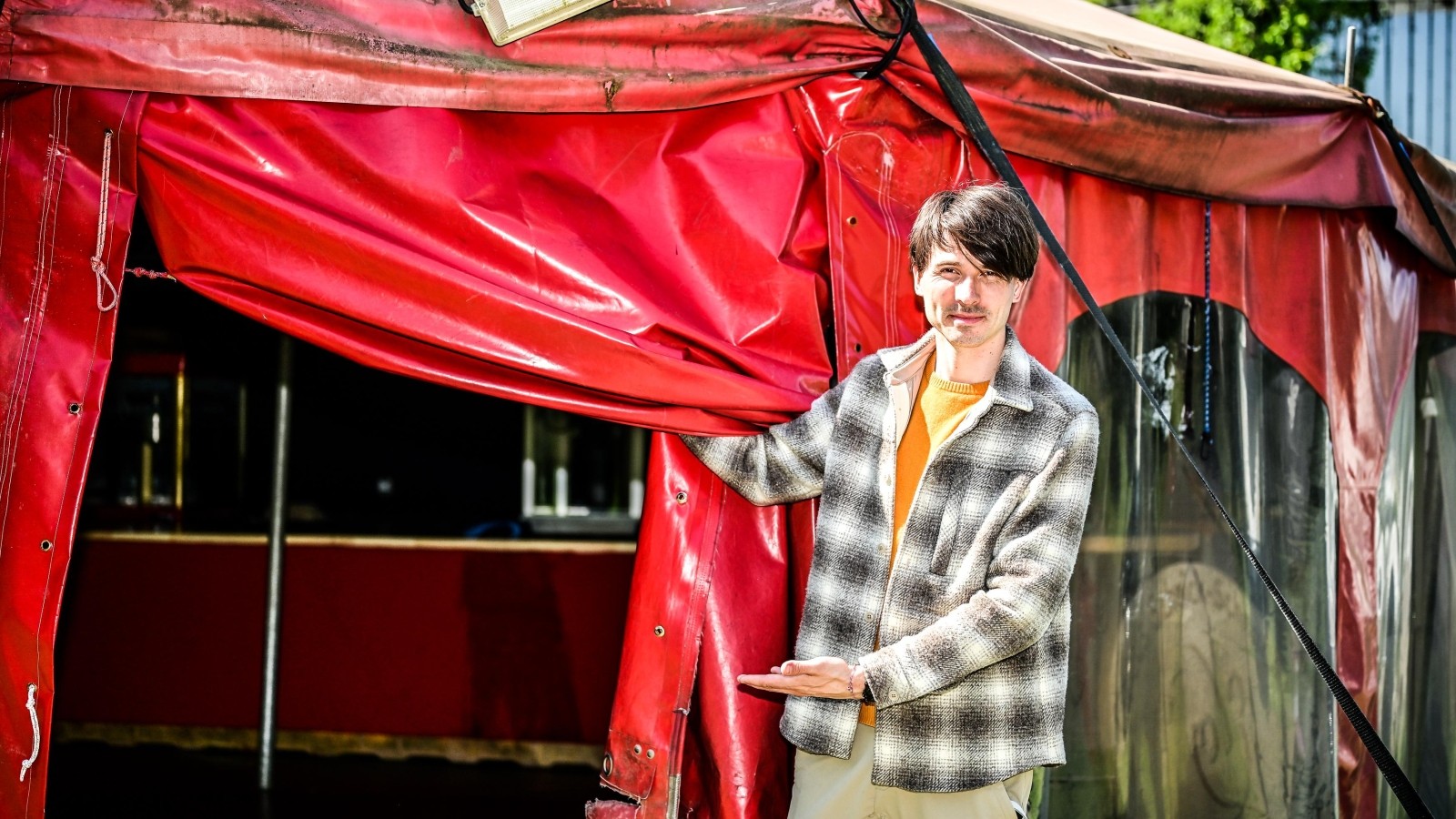 Schnick-Schnack: Wie ein Zirkus nach 18 Jahren umzieht