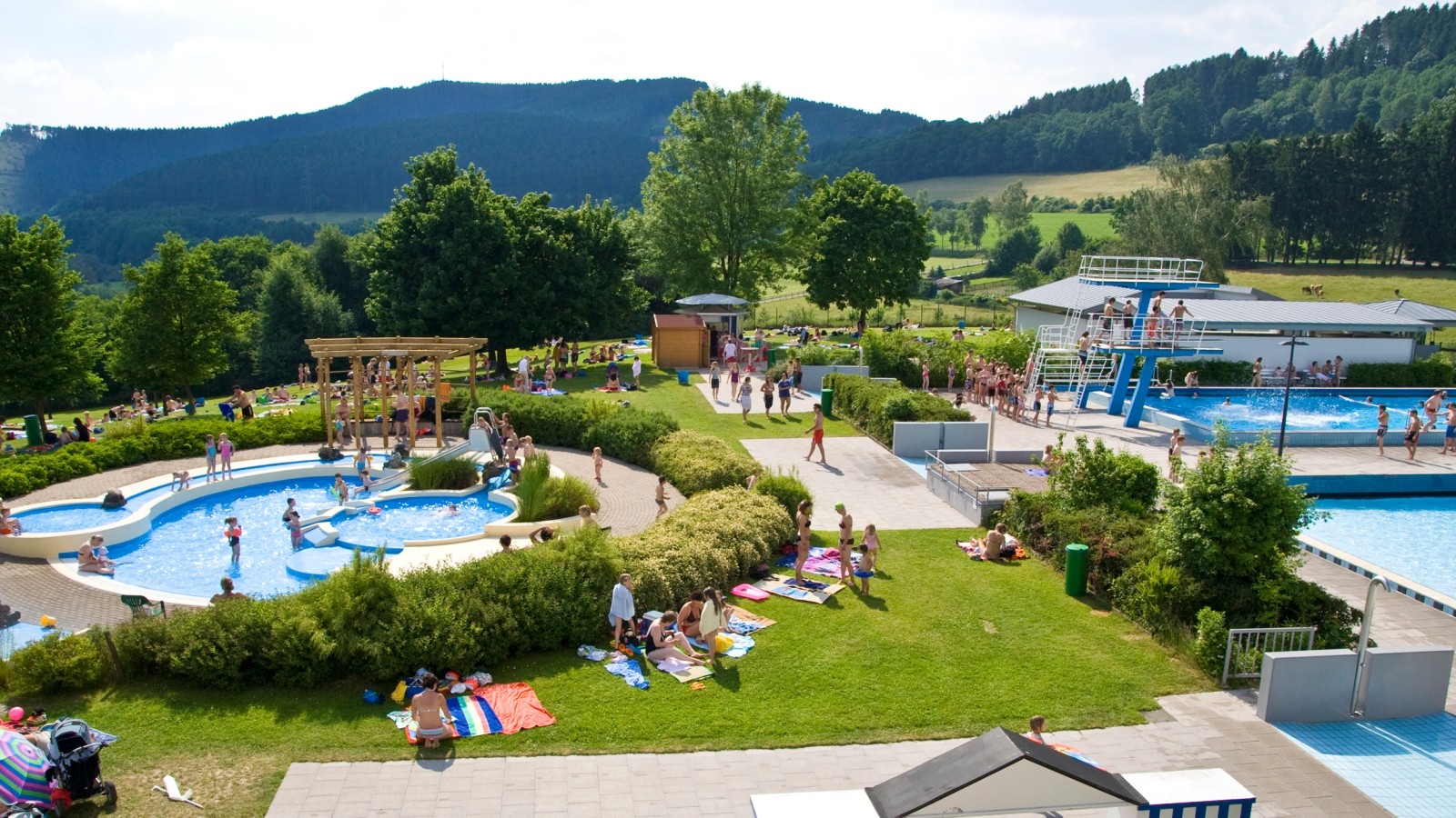 Schwimmen in Schmallenberg: Wann die Freibad-Saison startet