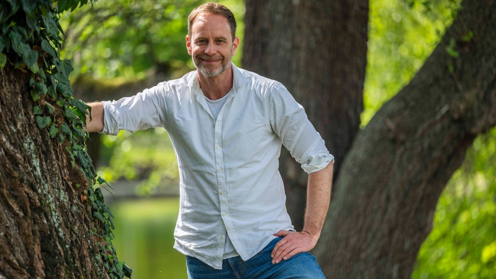 Schauspieler Julian Weigend im Weimarer Interview: „Was den Tod betrifft, bin ich komplett ...