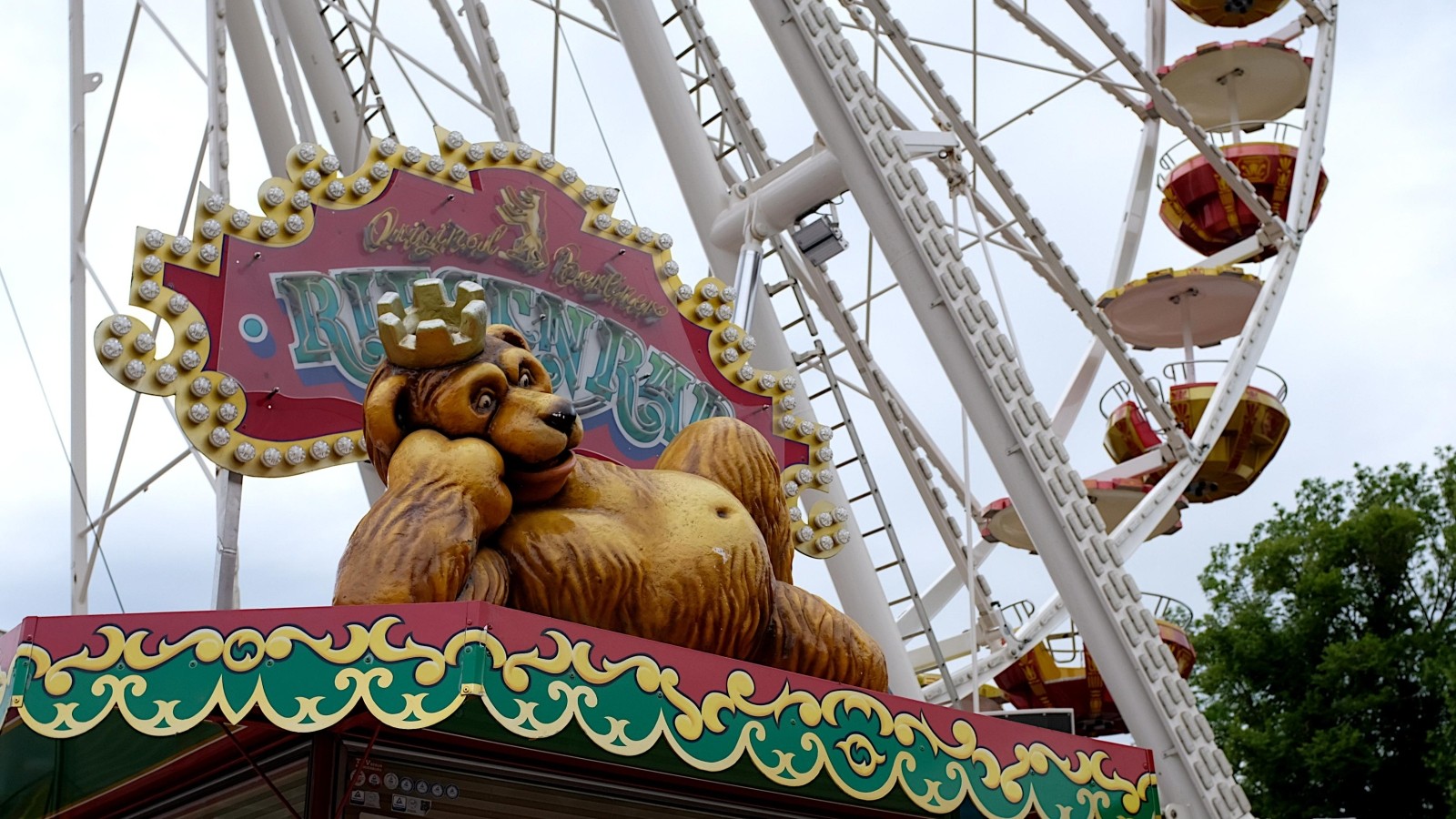 Rummel in Weimar mit „Star of Berlin“ und Feuerwerk