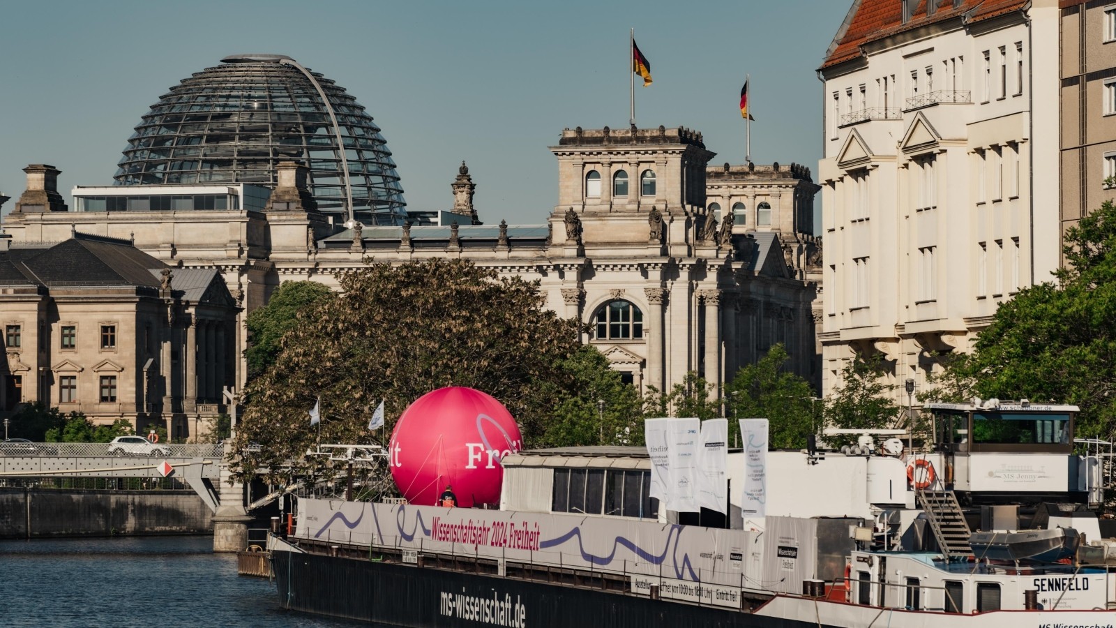 Berlin-Tegel: Alter Kahn wird zur Ausstellungshalle