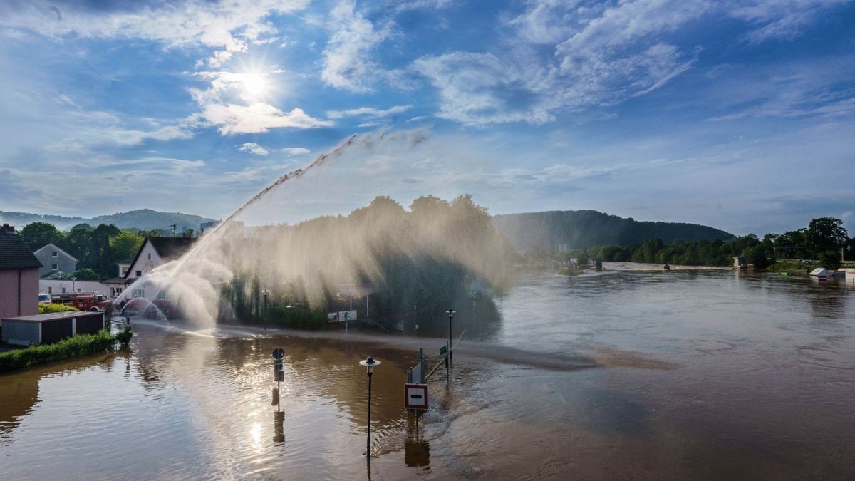 Frau stirbt nach Hochwasser-Rettungseinsatz