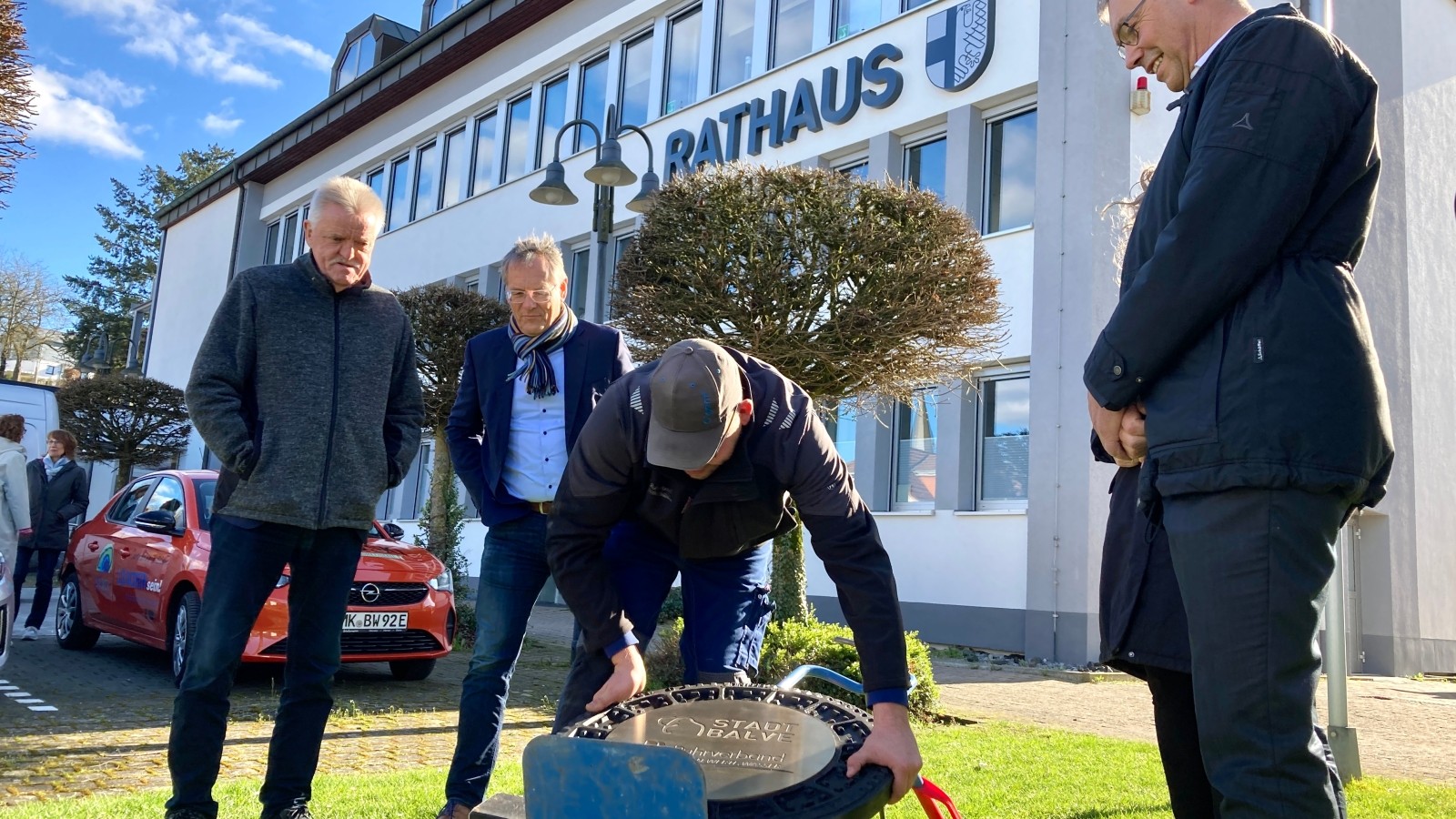 Balves Herr der Zahlen geht: Was hat Hansi Karthaus vor?