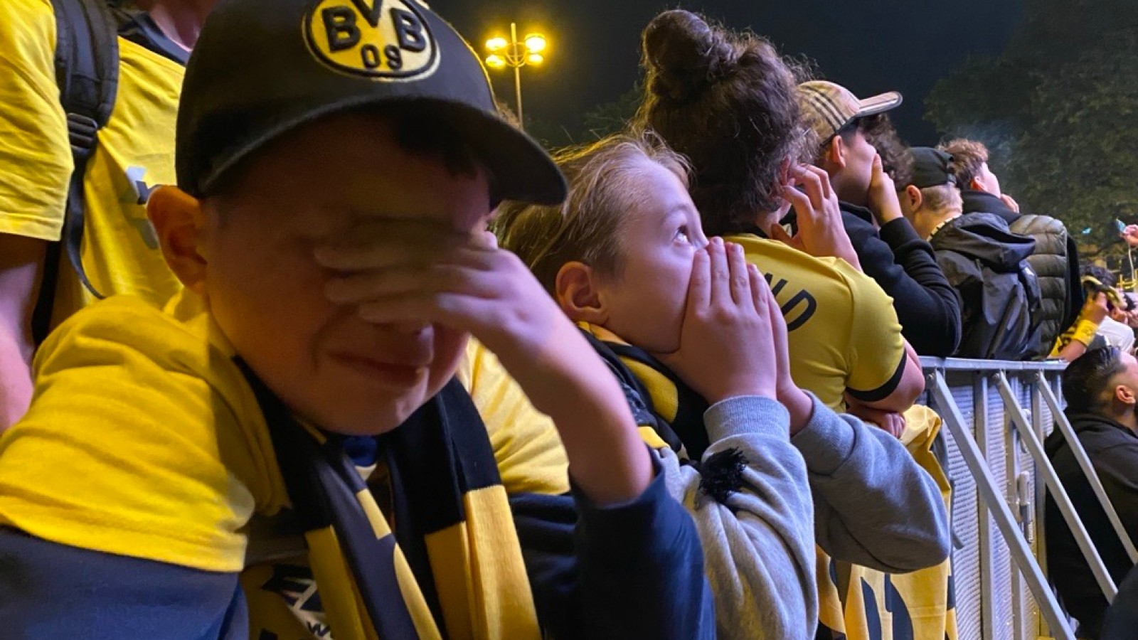 In Bildern: BVB-Fans fiebern in Dortmund mit beim CL-Finale