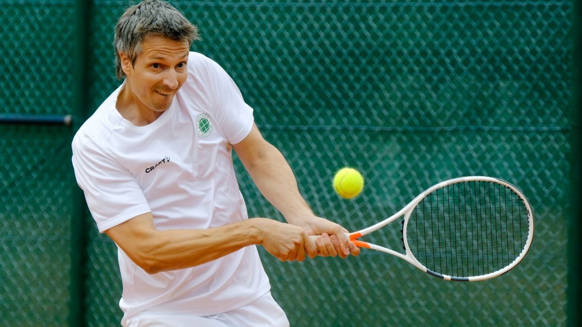 Tennisverrückte Familie: „Er stand morgens mit dem Schläger am Bett“