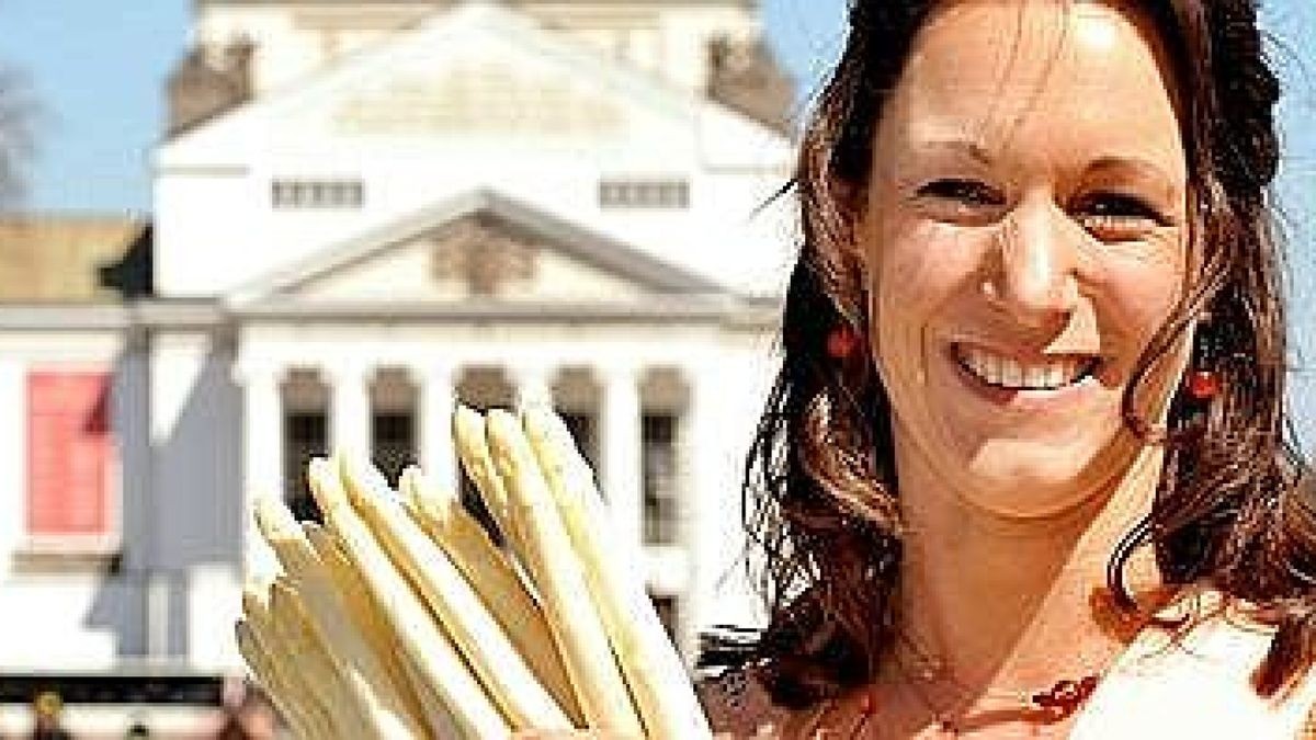 Spargelprinzessin Tanja Roosen