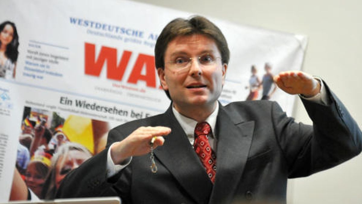 WAZ-Medizin-Forum zum Thema Moderne Krebstherapien