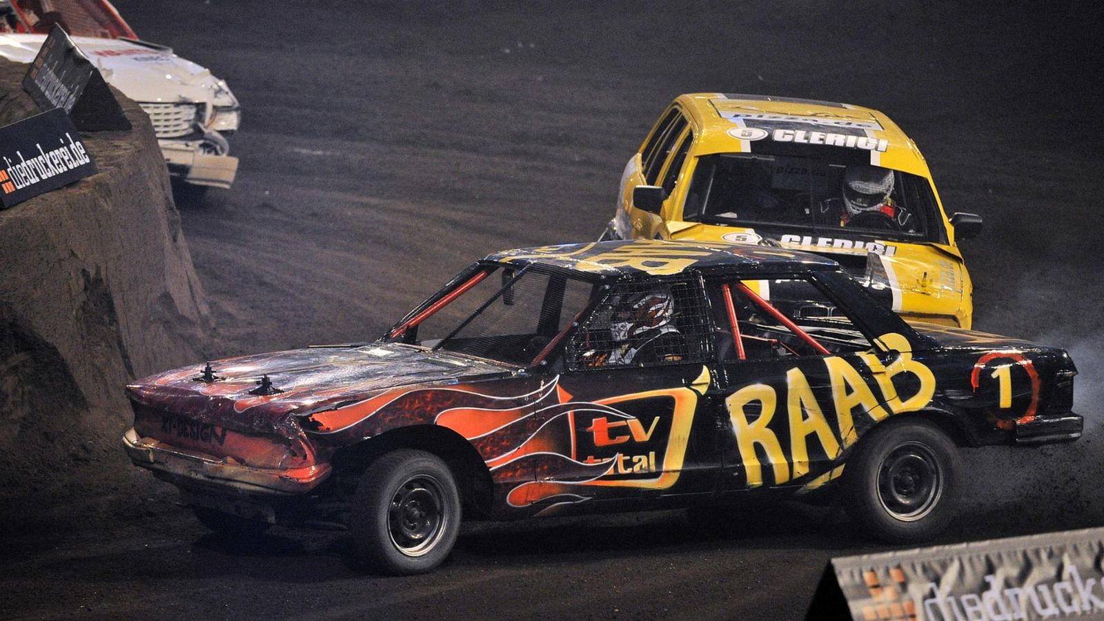 Stefan Raabs "Stock Cars" rasen zum Jubiläum in Gelsenkirchen