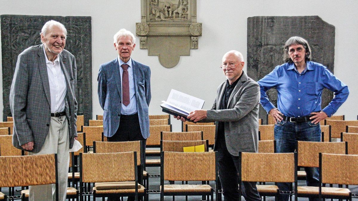 Wesel: Rechnungen erzählen die Geschichte der Stadtkirche