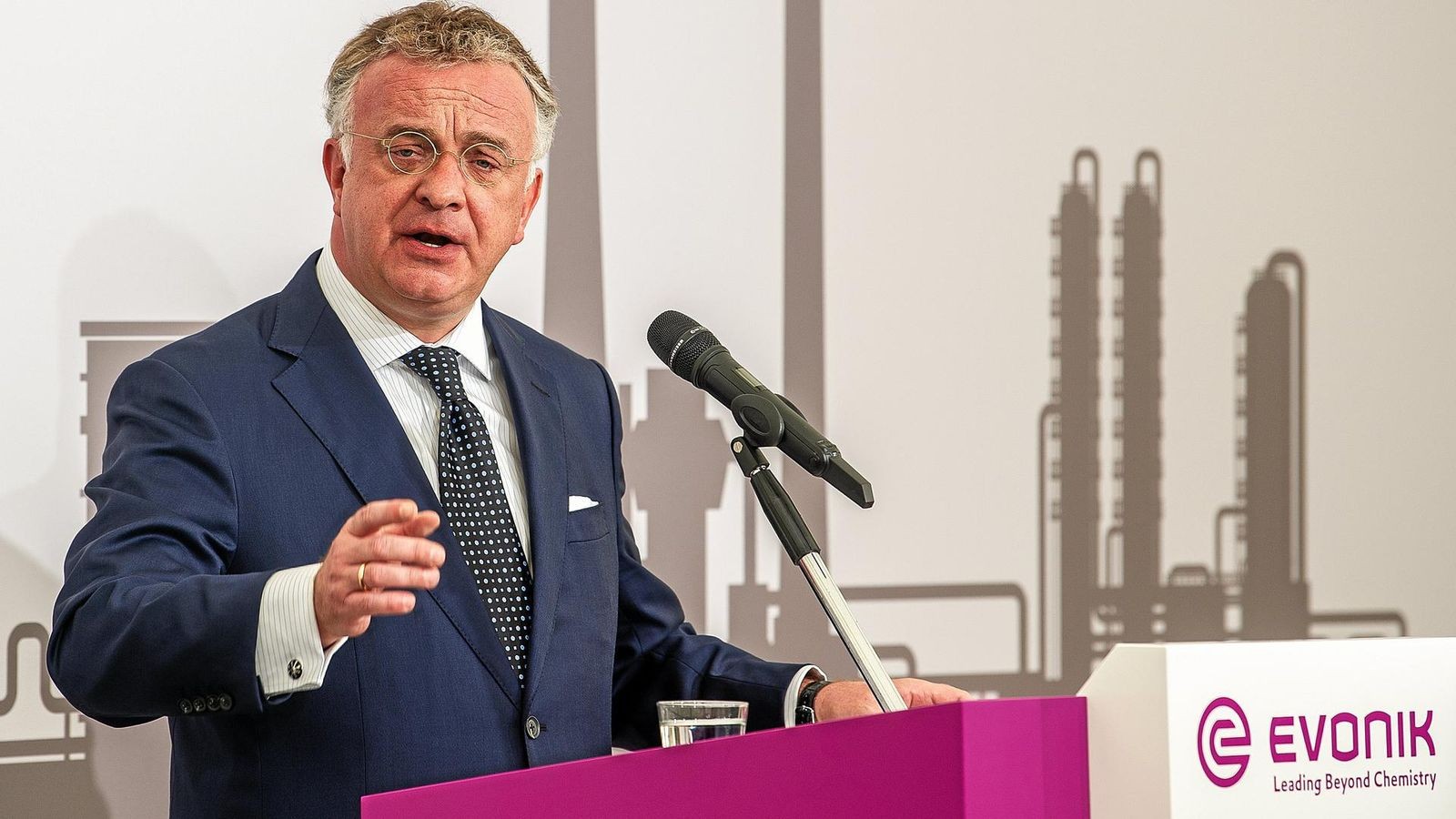 Evonik-Chef Kullmann baut Konzern um – 7000 Stellen weniger