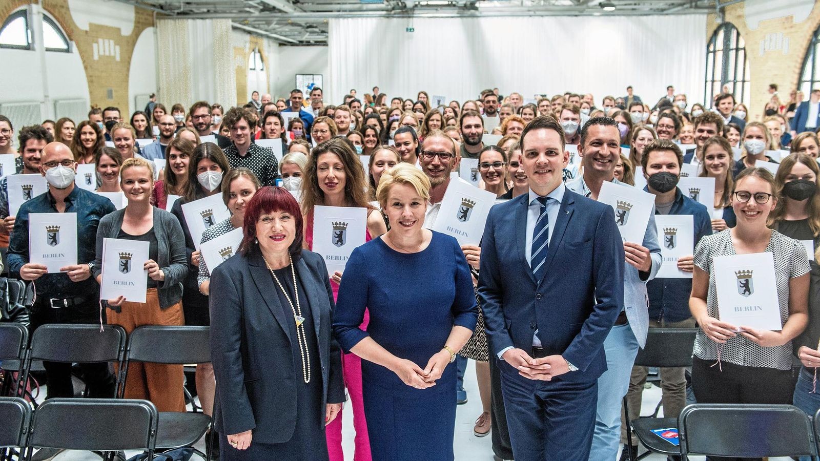 Berlin verbeamtet nach Jahren erstmals wieder seine Lehrer